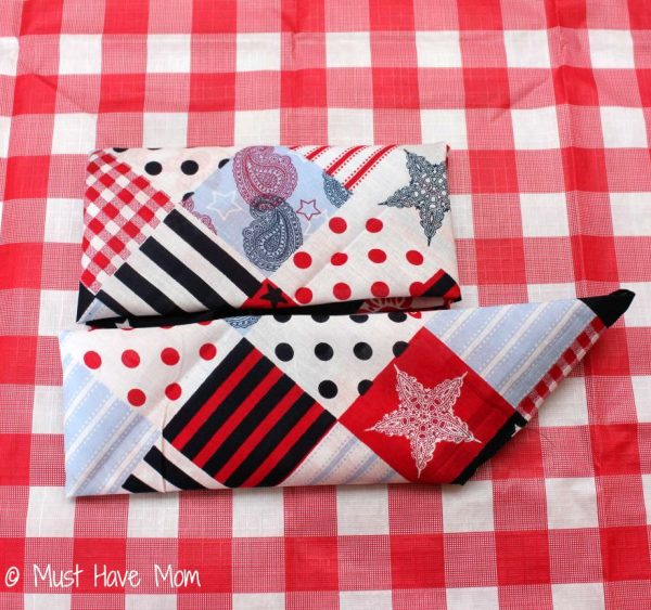 How To Fold A Pinwheel Napkin: Step By Step Tutorial