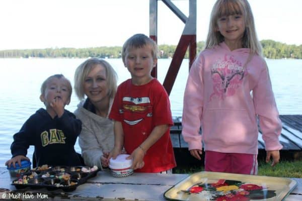 Mess-Free Bonfire Snack Ideas! Krave S'Mores Bars Recipe