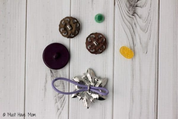 DIY Button Hair Ties in Under 5 Seconds