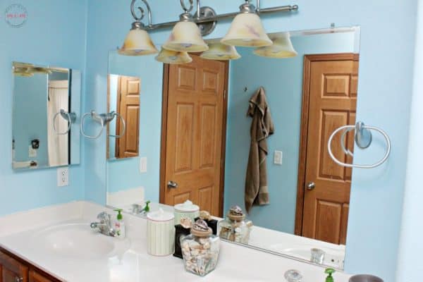 Farmhouse Style DIY Vanity Mirrors Tutorial - Must Have Mom Farmhouse Style DIY Vanity Mirrors Tutorial - Must Have Mom