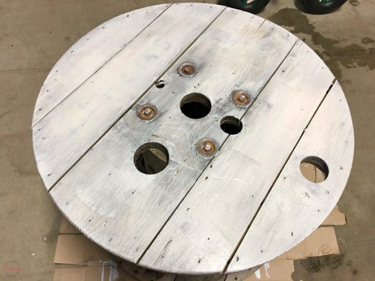 DIY Farmhouse Style Wood Spool Table - Must Have Mom
