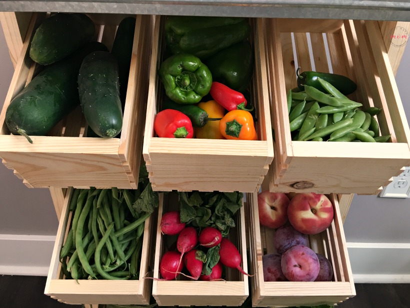 DIY Produce Stand & Farmer's Market Veggie Platter - Must Have Mom