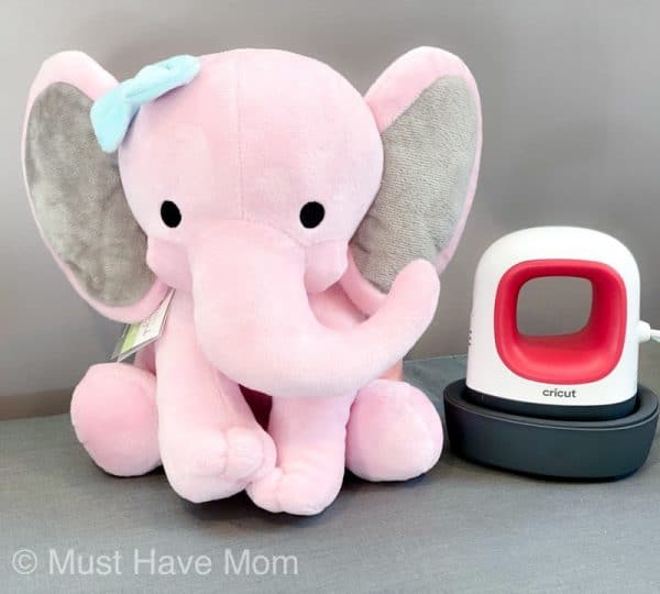 Cricut Birth Announcement Elephant {With Free Design Space Cut File ...